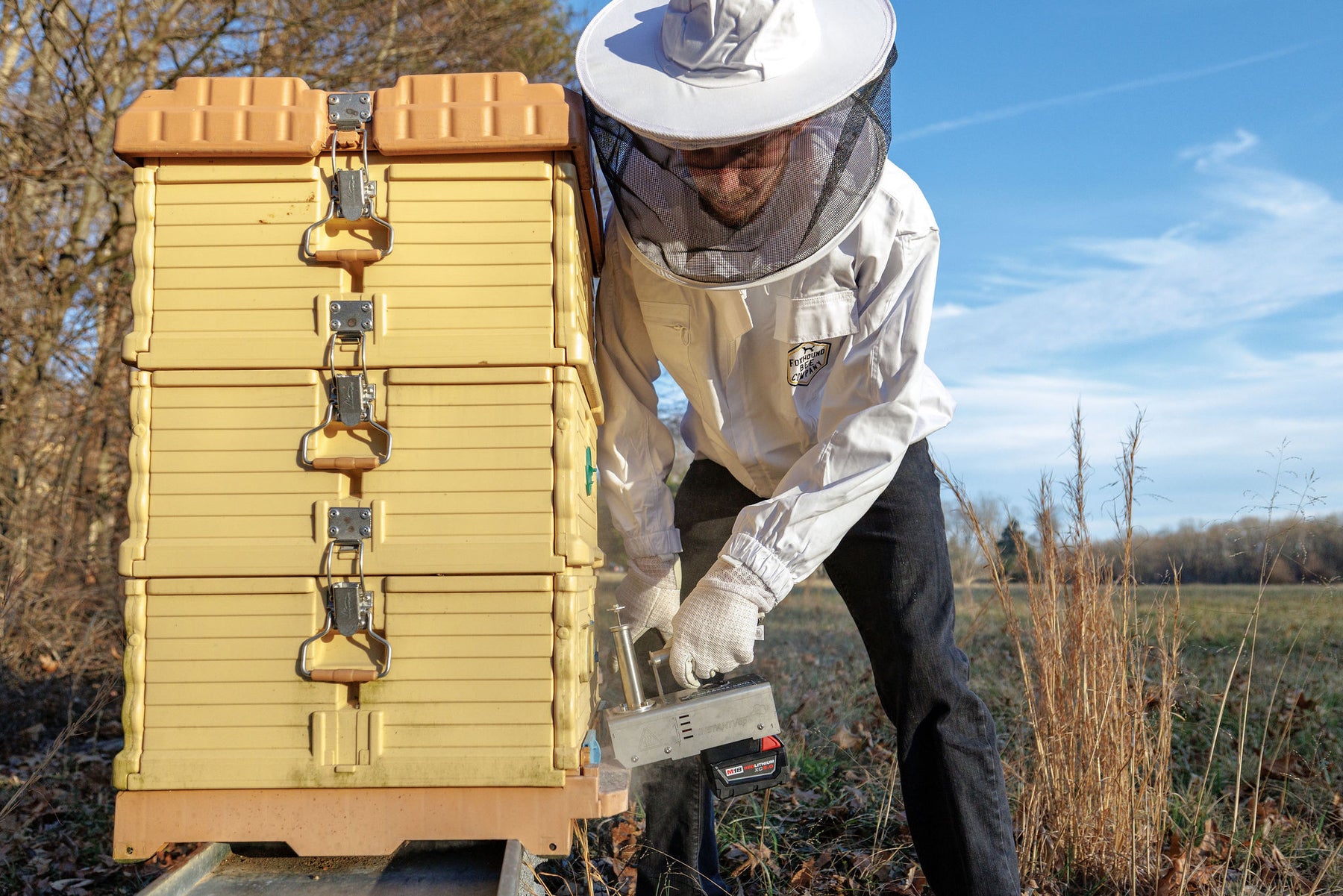 Innovative Beekeeping Gear | Precision-Engineered Solutions – Lorob ...